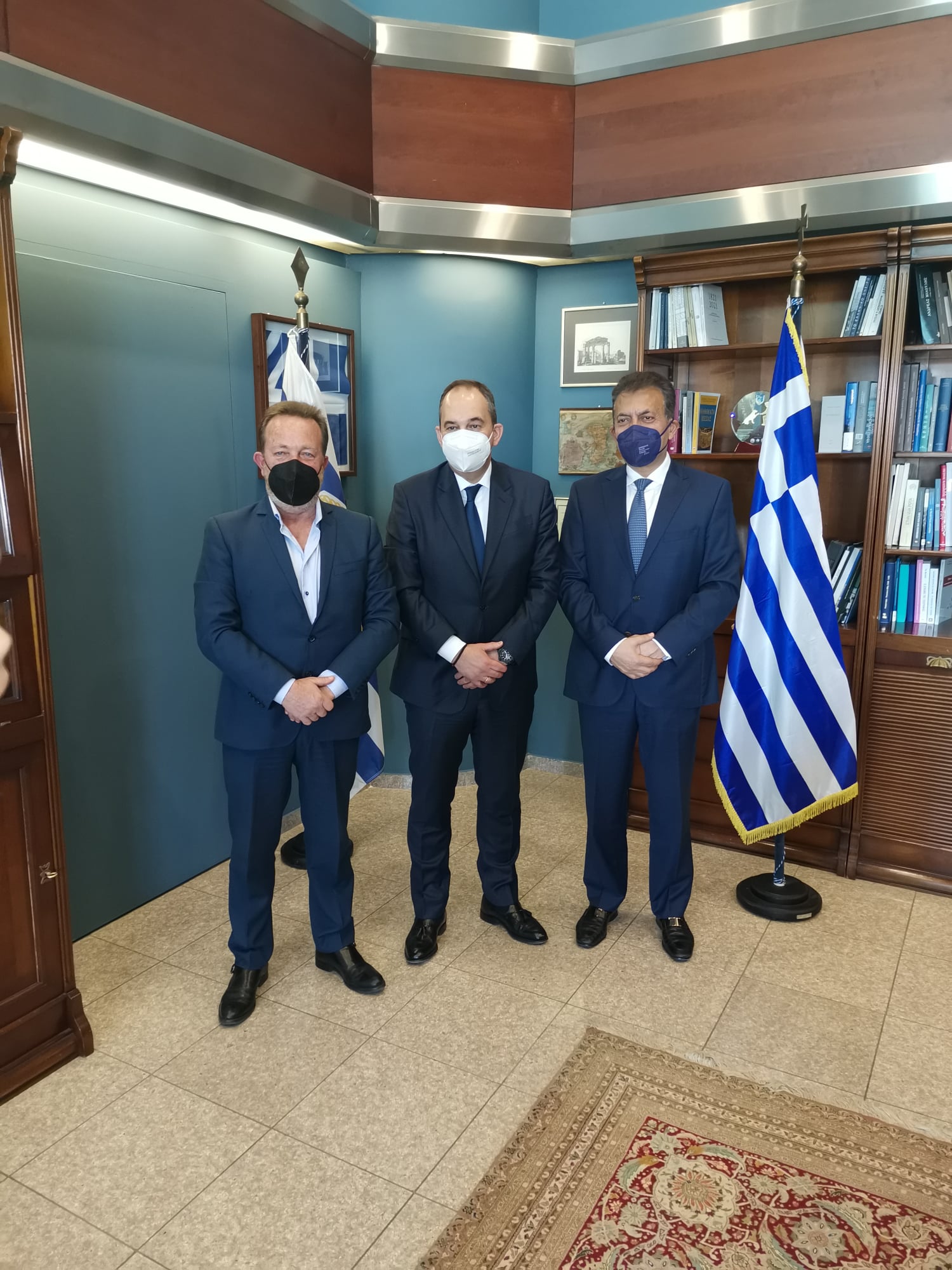 Συνάντηση Δημάρχου Κύθνου κ. Γαρδέρη Σταματίου και Κοινοβουλευτικού ...